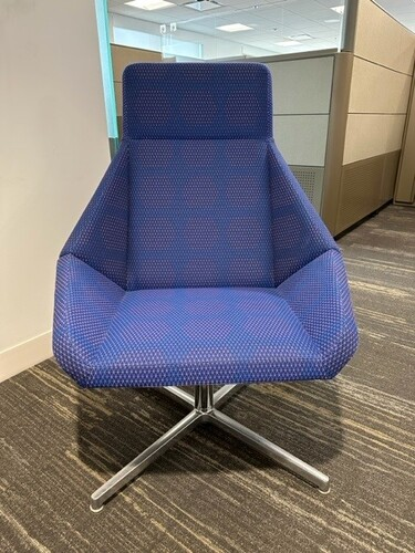 Keilhauer by 'Cahoots' Lounge Chair | Lounge Chairs